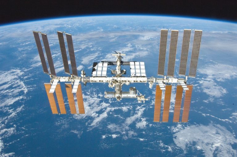 How Does The ISS Get Air (Breathable Oxygen)?