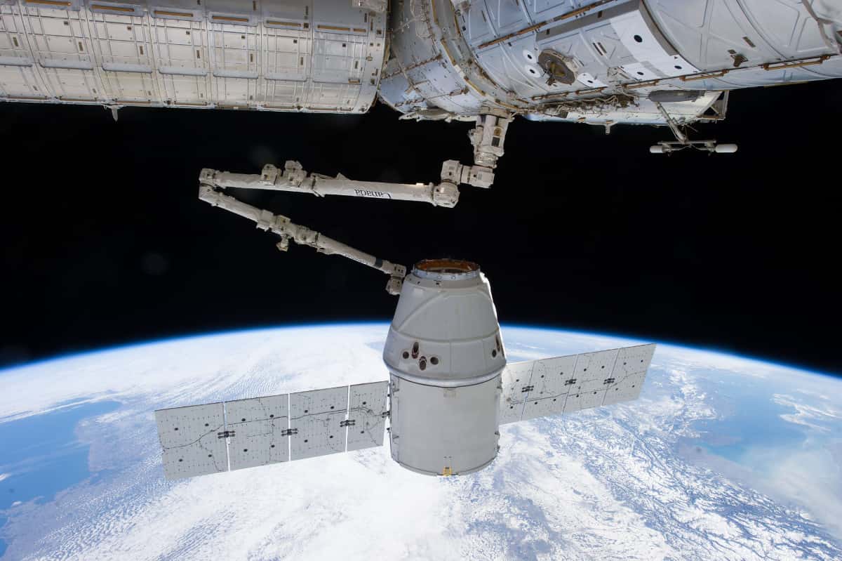 If The ISS Is Not Stationary, How Are Rockets Launched To It? » ScienceABC