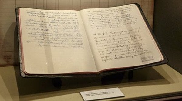 Writing Vs Typing: What Makes Us Happier? » ScienceABC