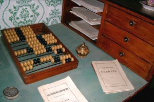 Duodecimal Number System: Should We Use Base 12 Instead of Base 10?