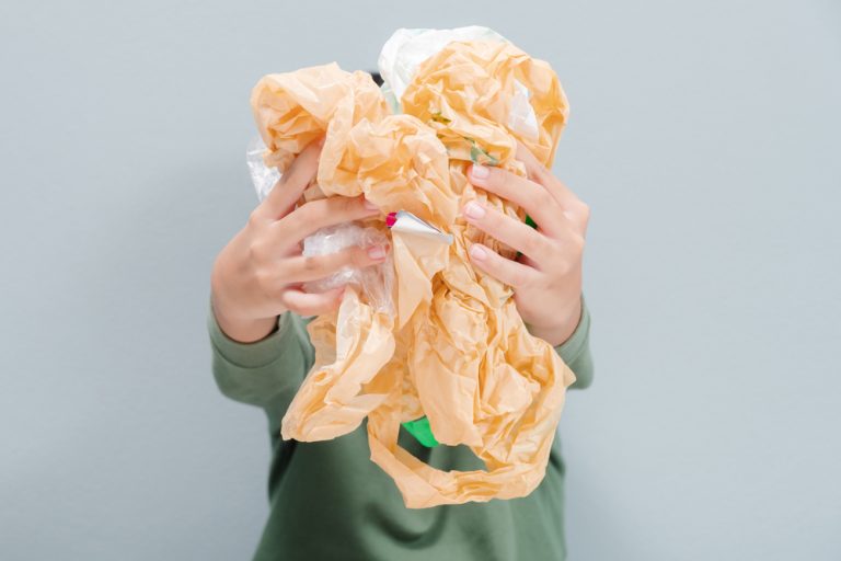 Why Are Plastic Packages So Noisy When You Crumple Them? » ScienceABC