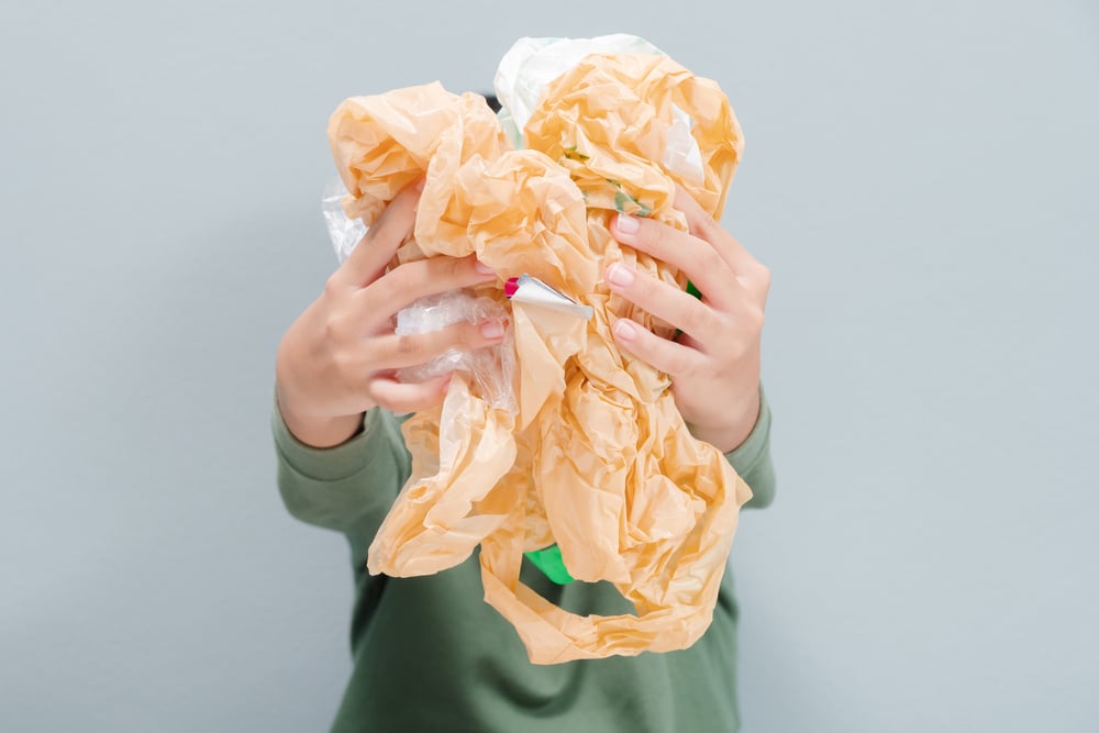 Why Are Plastic Packages So Noisy When You Crumple Them? » ScienceABC