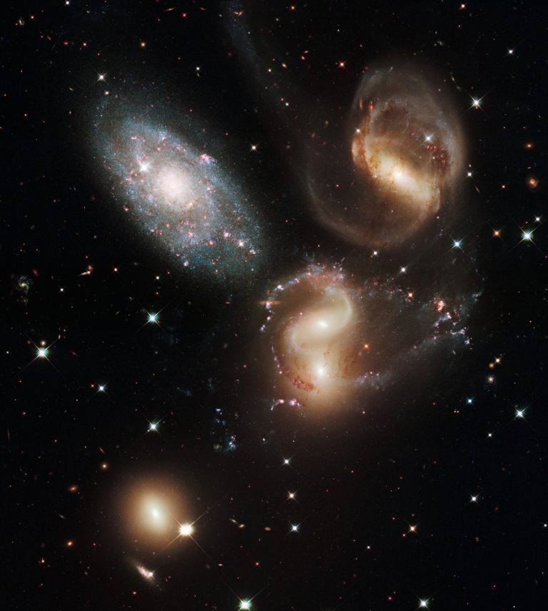 What Makes Peculiar Galaxies So... Peculiar? » ScienceABC